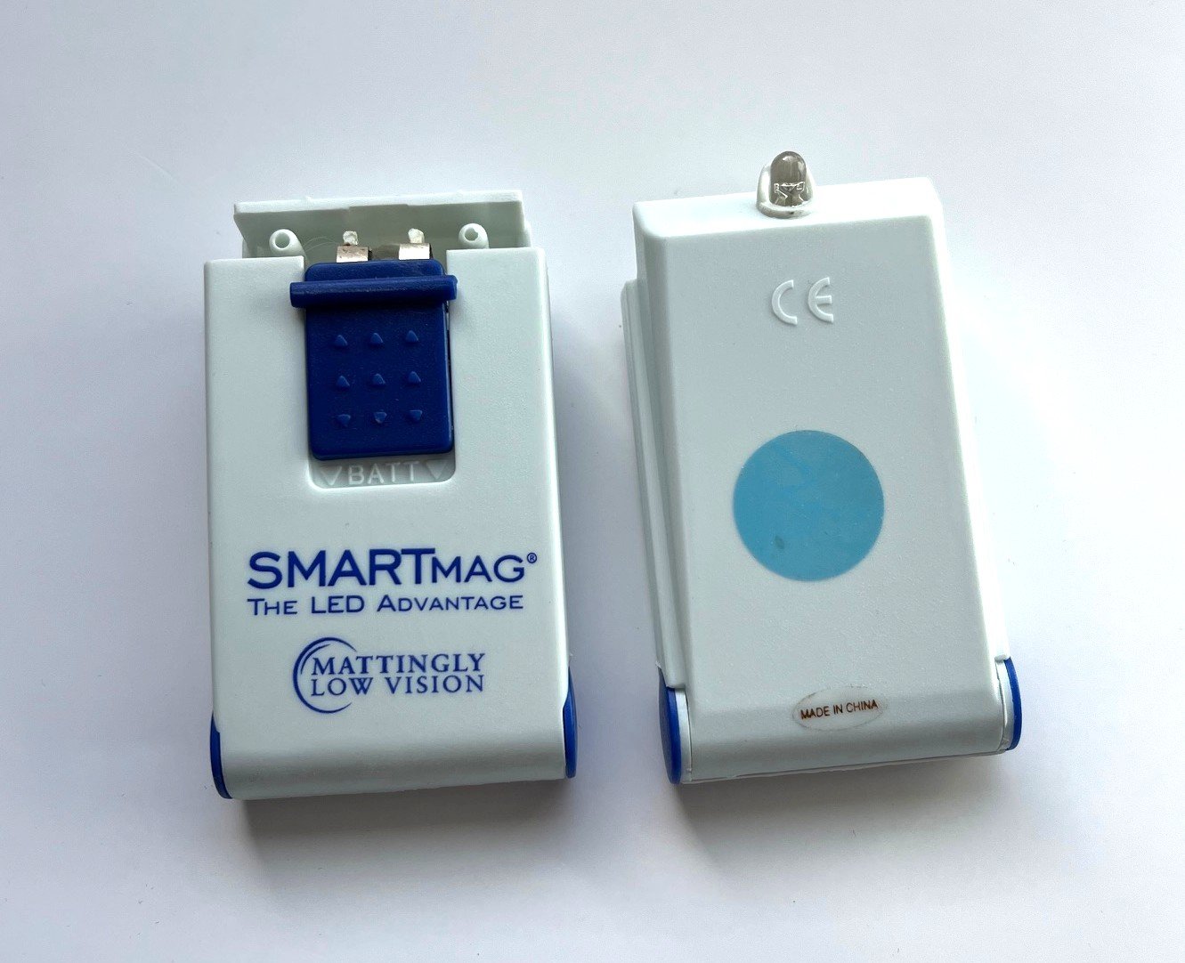 SmartMag® Teal LED Hand-Held Handle | Mattingly Low Vision, Inc.